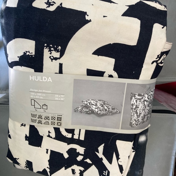 IKEA | Bedding | Nwt Hulda Bw Blanketpillow Case | Poshmark